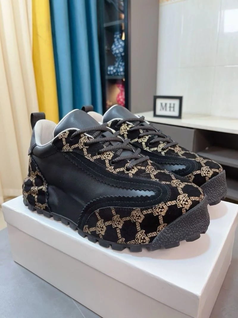 High fidelity Gucci Rhyton Shoes