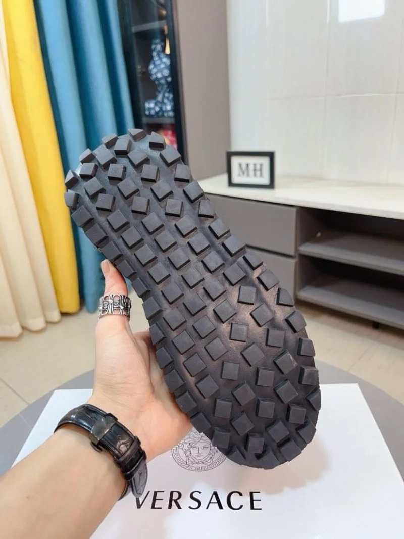 High fidelity Gucci Rhyton Shoes