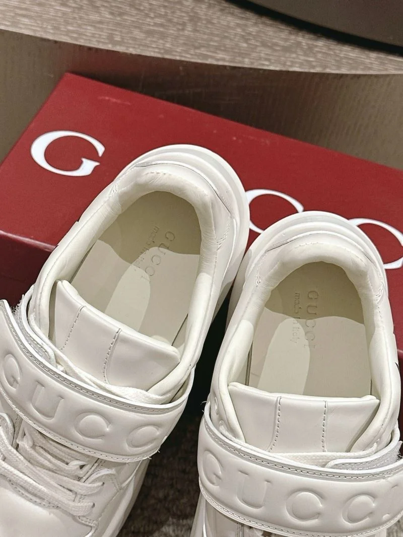 Accurate model Gucci Rhyton Shoes