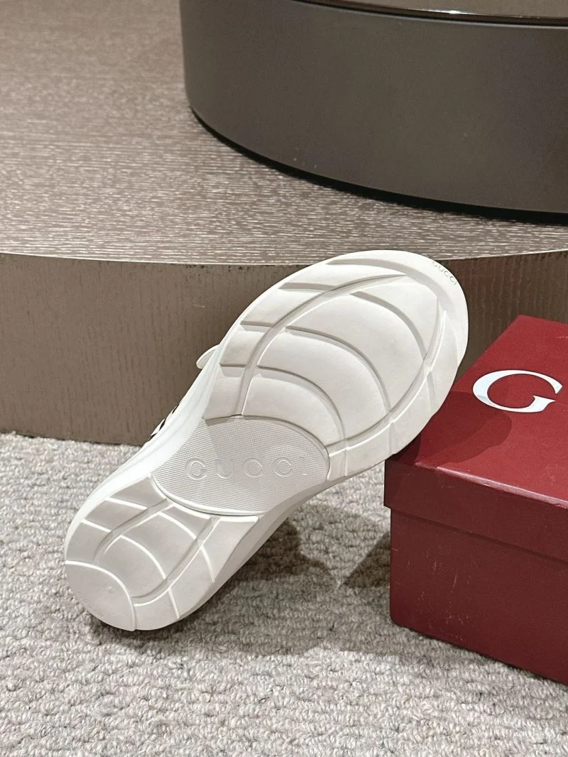 Accurate model Gucci Rhyton Shoes