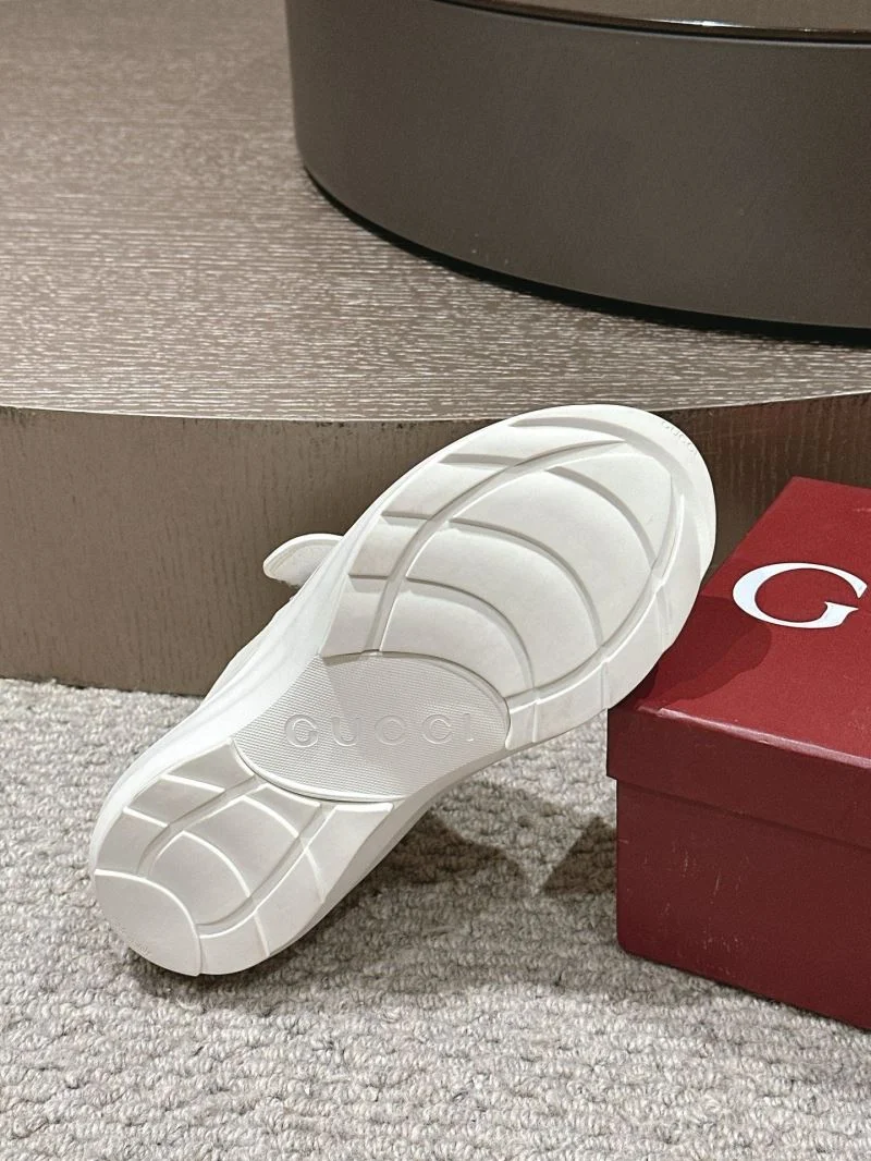 Top mirror Gucci Rhyton Shoes