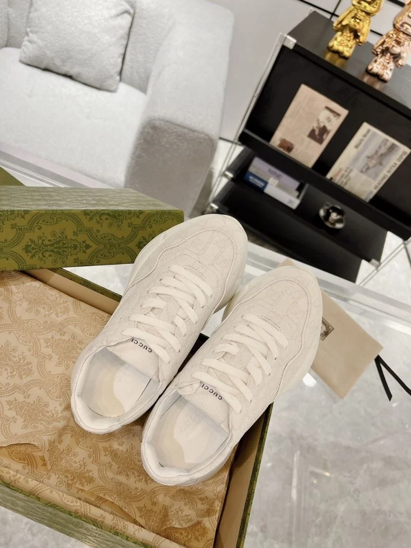 Accurate model Gucci Rhyton Shoes