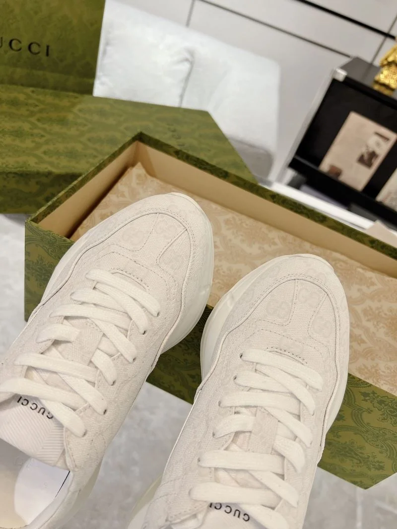 Accurate model Gucci Rhyton Shoes