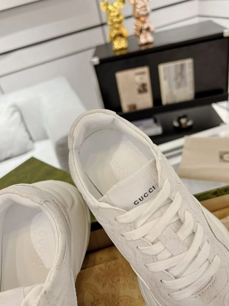 Accurate model Gucci Rhyton Shoes