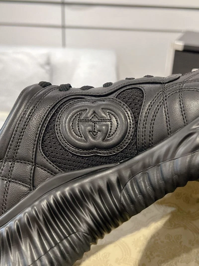 Authentic Gucci Rhyton Shoes