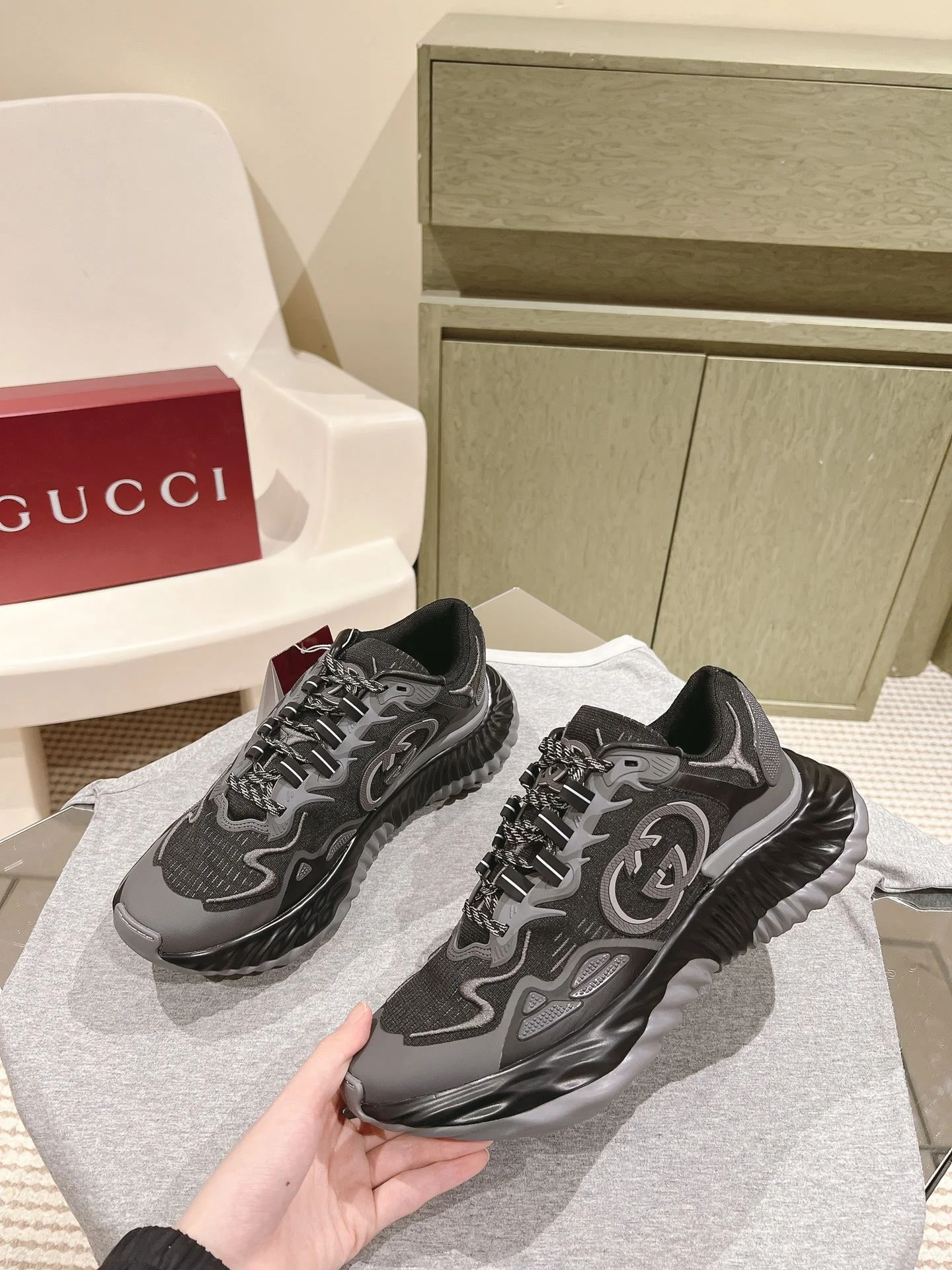 Exact replica Gucci Rhyton Shoes