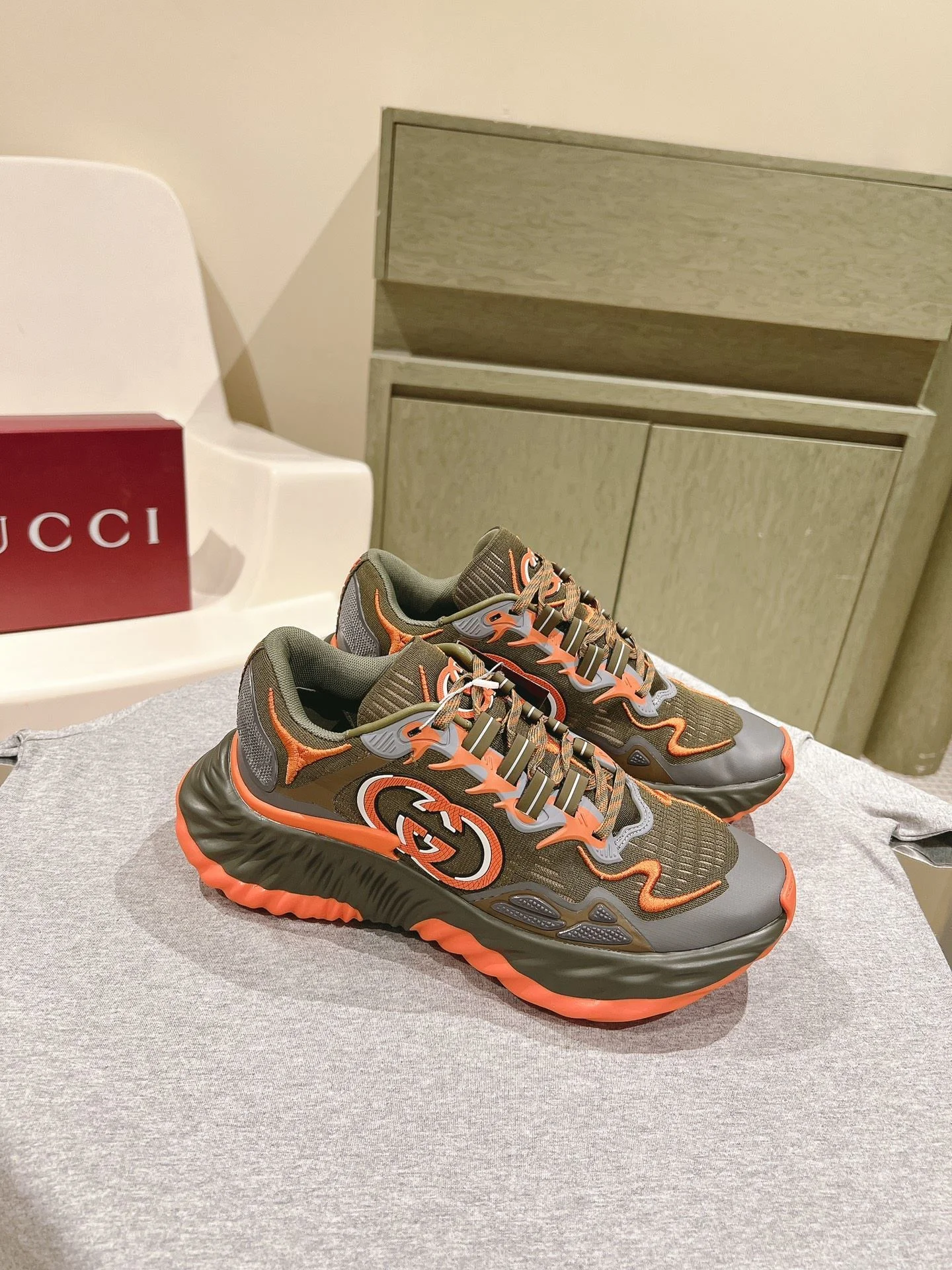 Bargain Gucci Rhyton Shoes