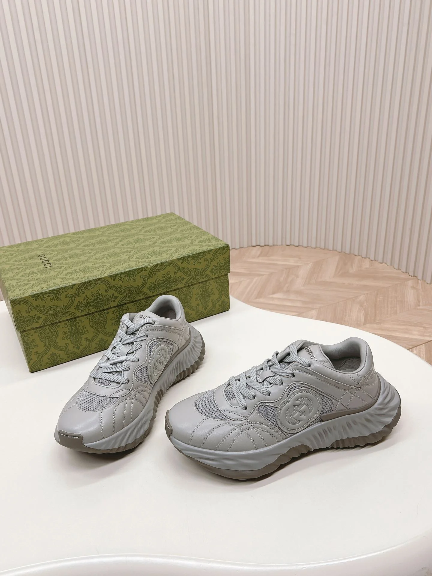 Exact replica Gucci Rhyton Shoes