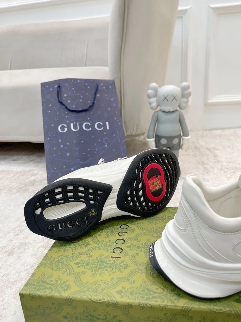 Top mirror Gucci Rhyton Shoes