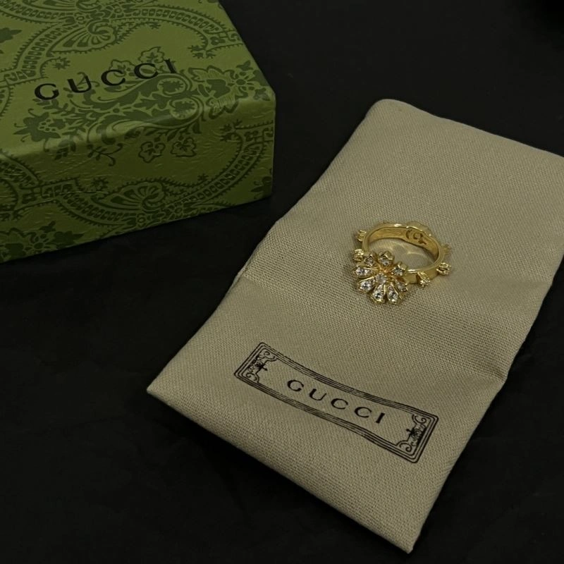 Indistinguishable Gucci Rings
