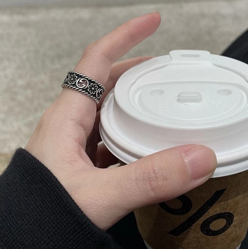 Indistinguishable Gucci Rings