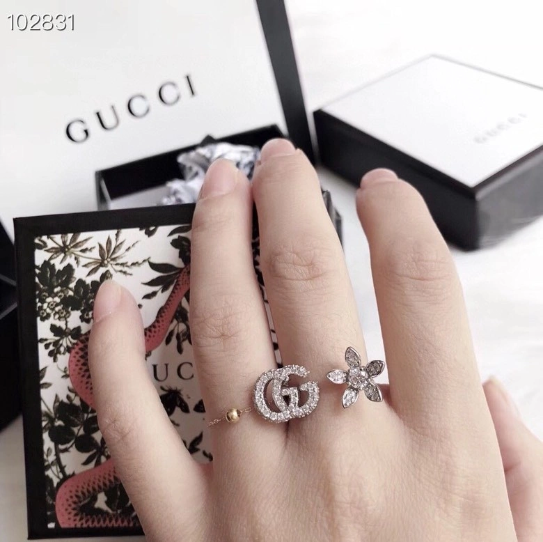Indistinguishable Gucci Rings