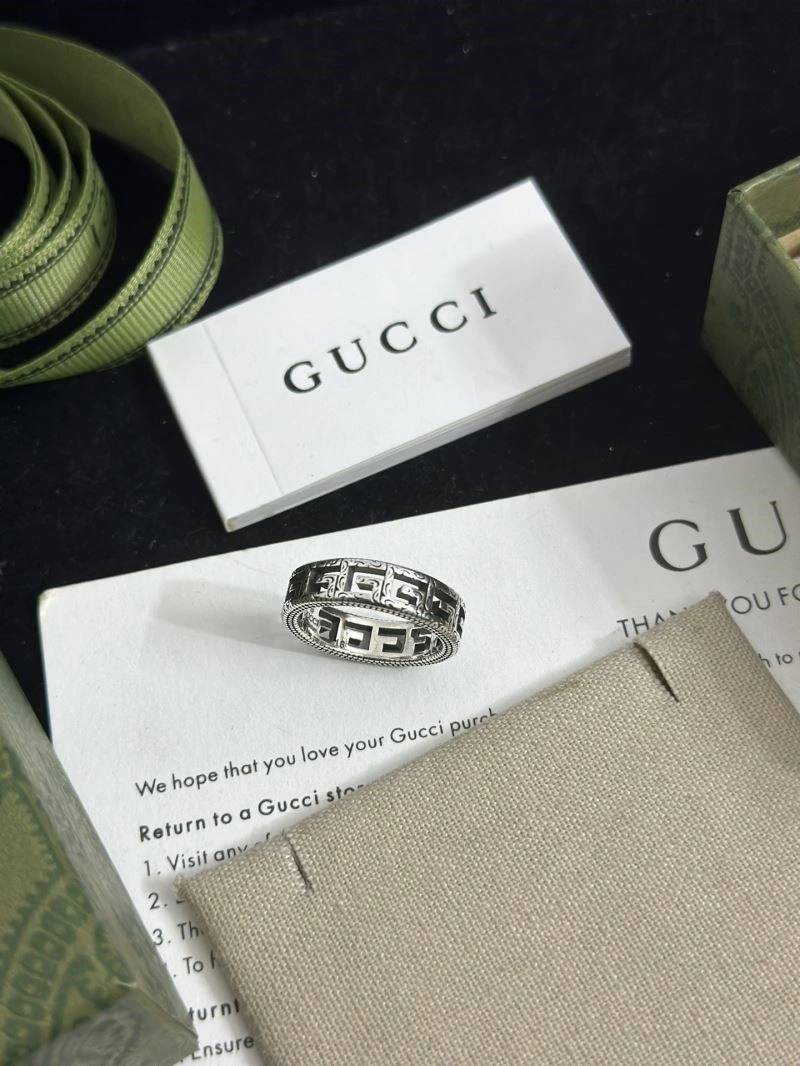 Indistinguishable Gucci Rings