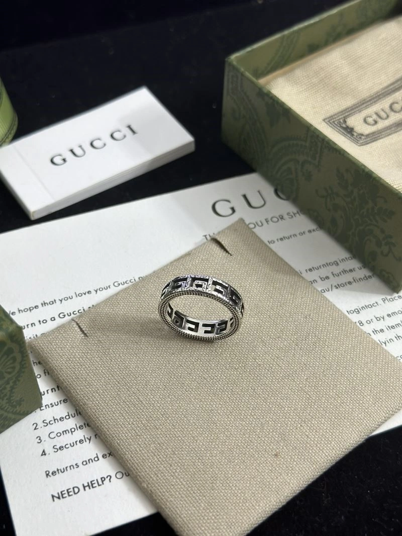 Indistinguishable Gucci Rings