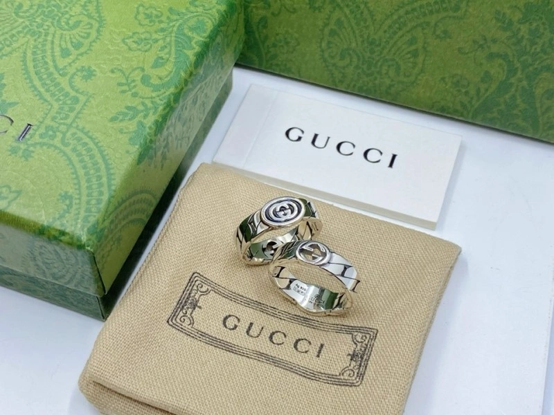 Indistinguishable Gucci Rings