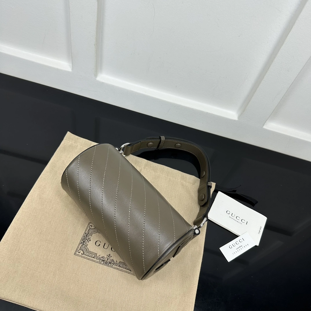 Economical Gucci Round Bags
