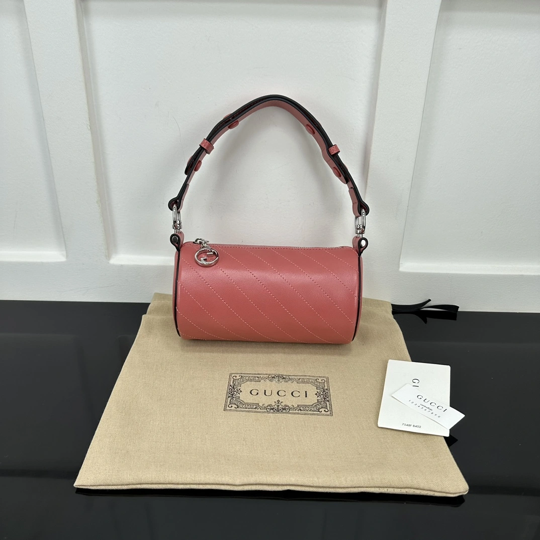 Gucci Round Bags