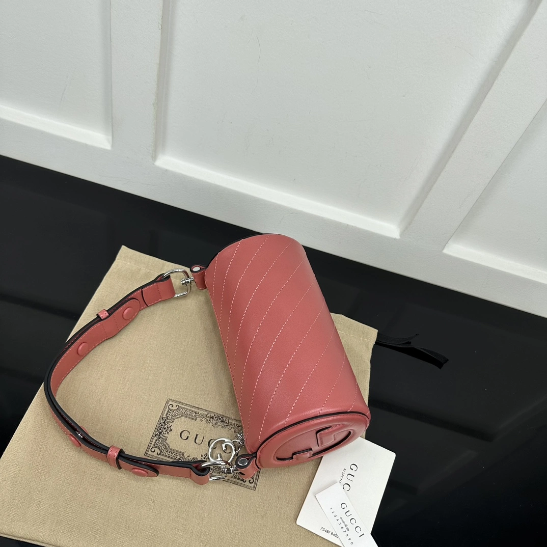 Economical Gucci Round Bags