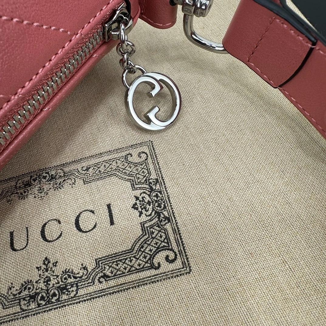 Economical Gucci Round Bags