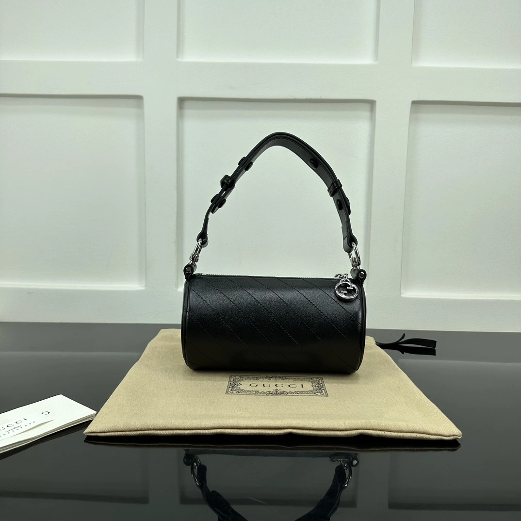 Cut-rate Gucci Round Bags