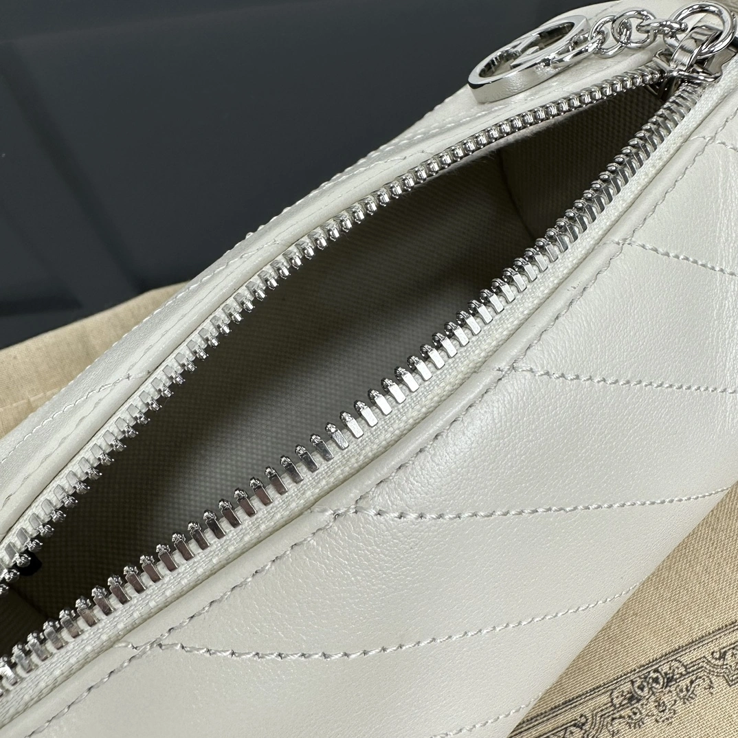 High accuracy Gucci Round Bags