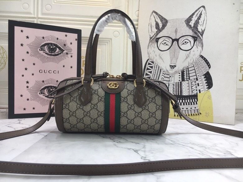 Gucci Round Bags