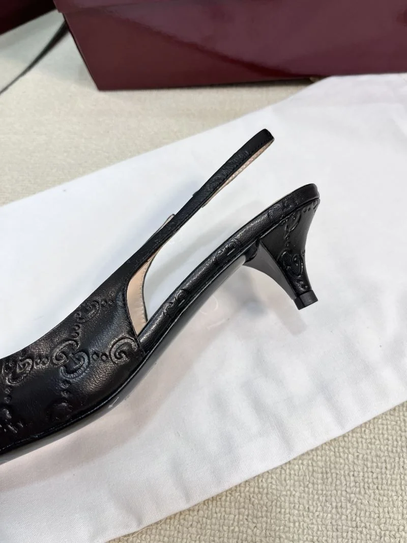 Low-cost Gucci Sandals