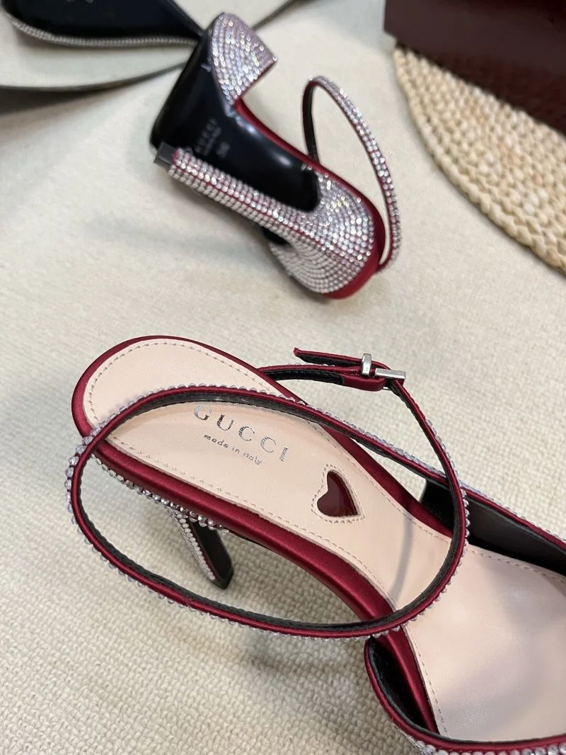 Top mirror Gucci Sandals