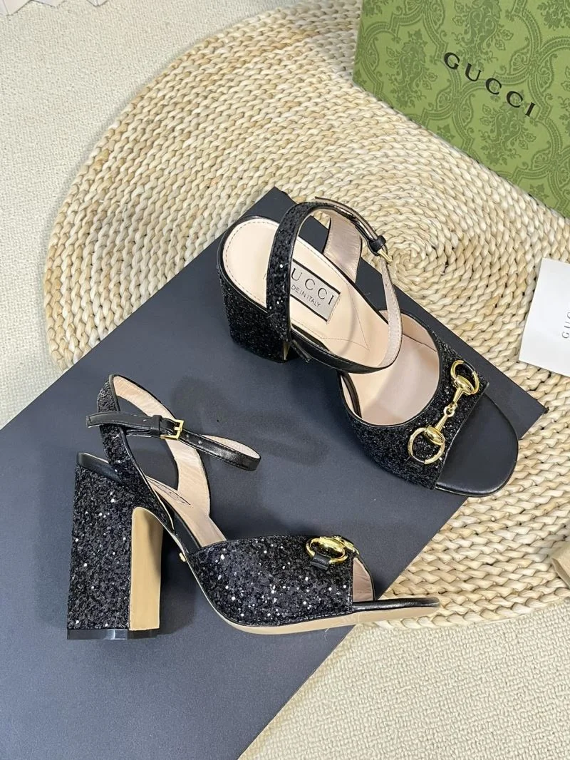 Top match Gucci Sandals