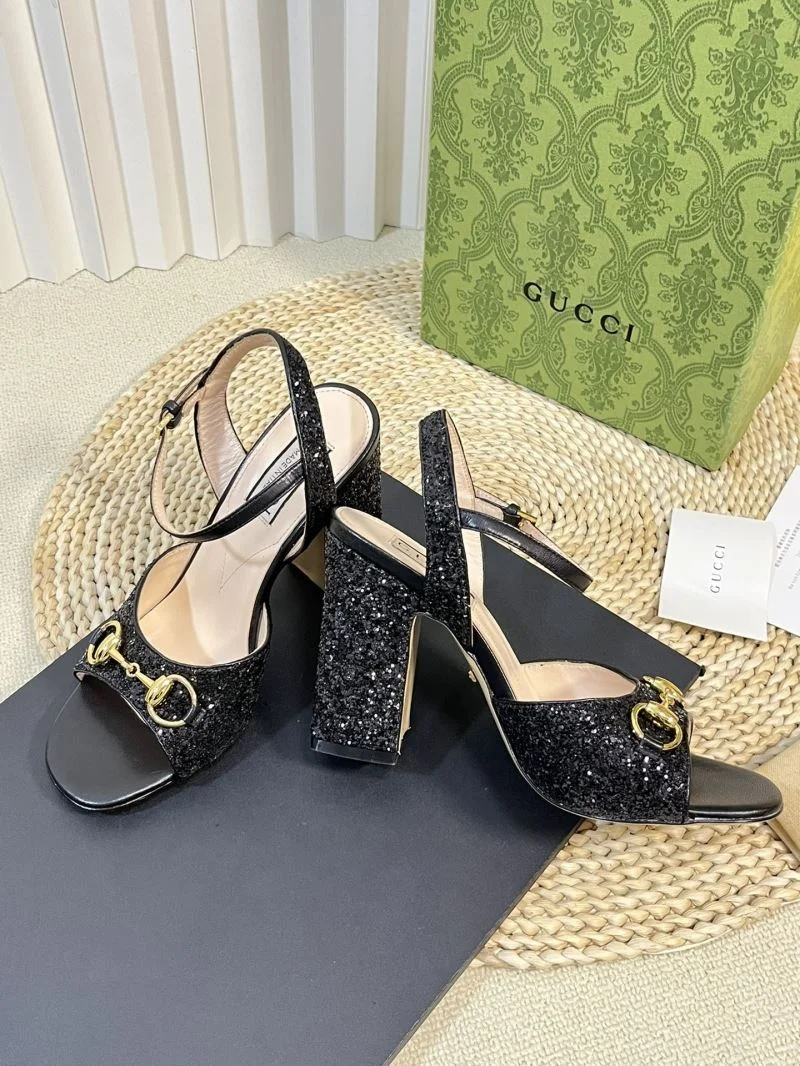 Top match Gucci Sandals