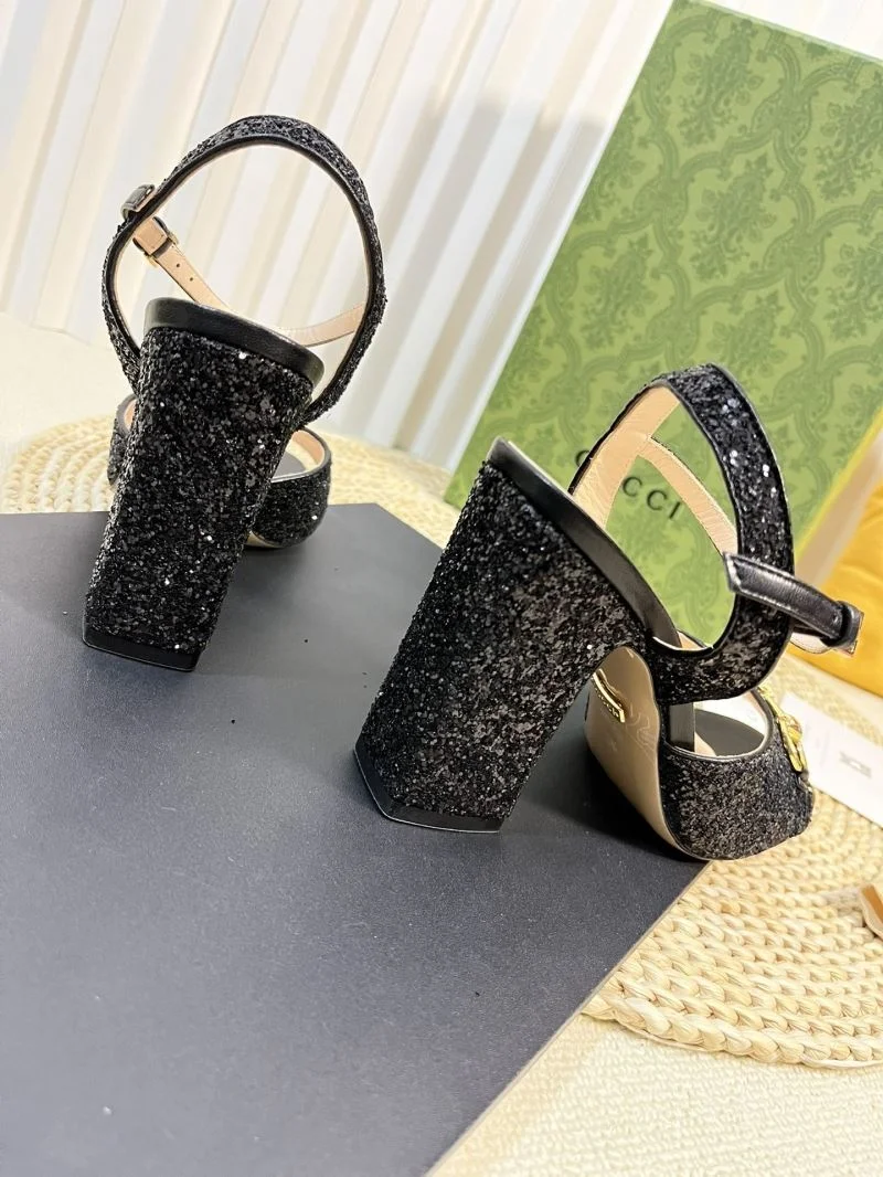 Top match Gucci Sandals