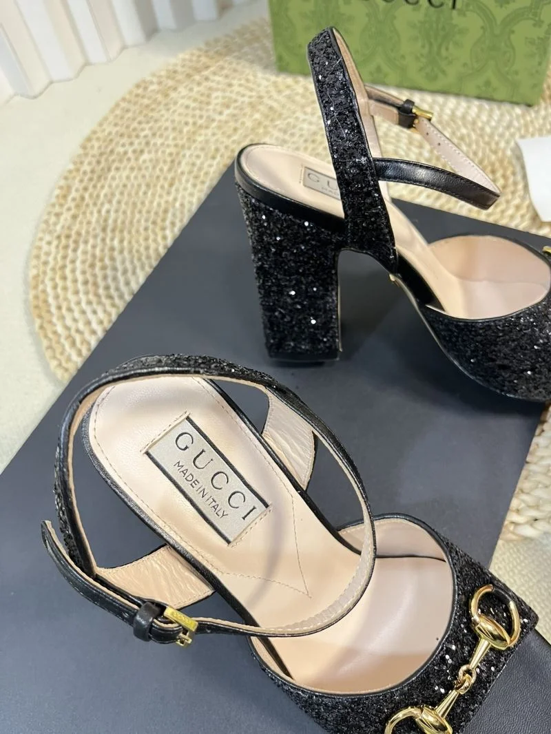 Top match Gucci Sandals