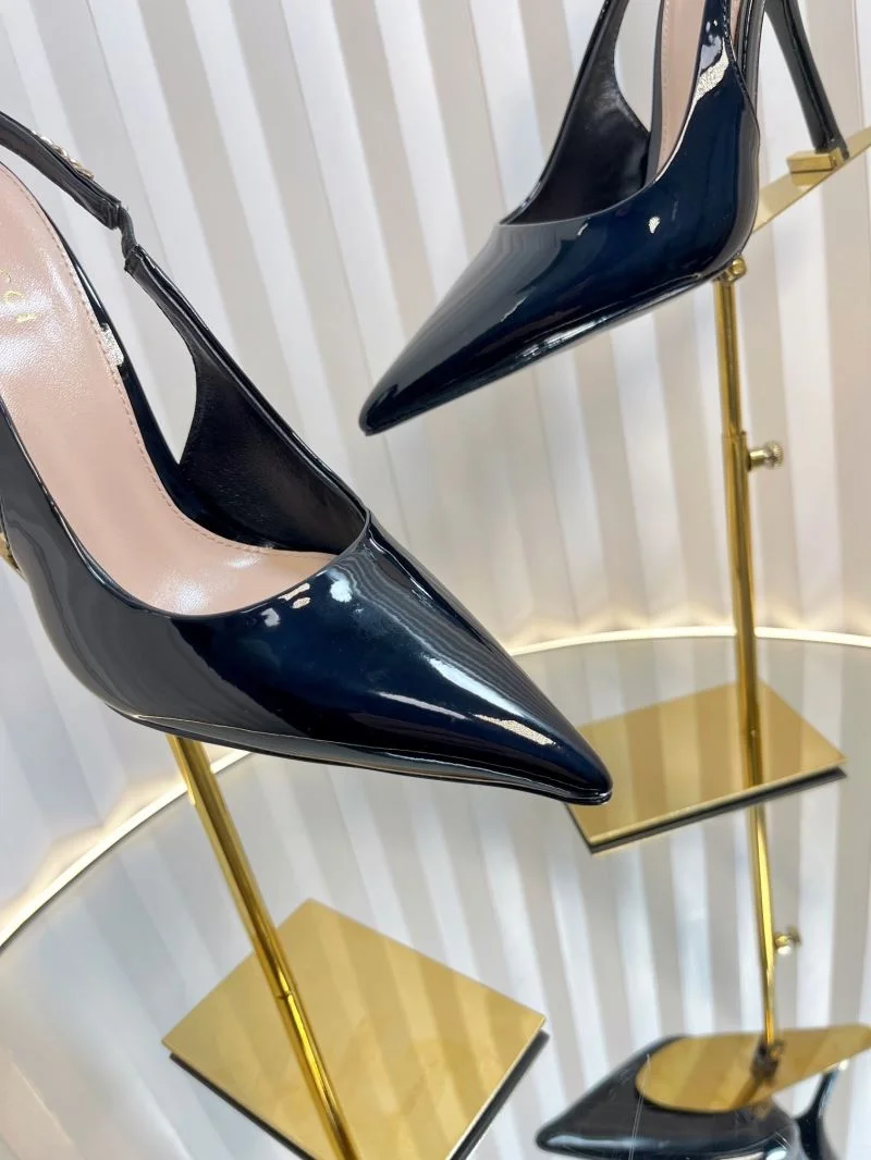 Brand-authenticated Gucci Sandals