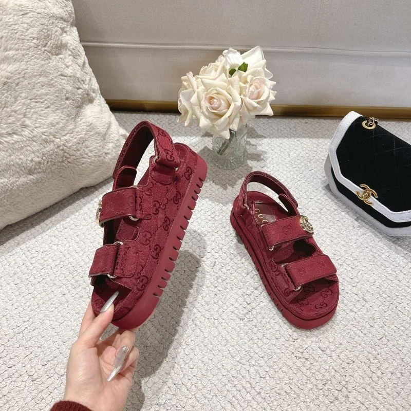 Top match Gucci Sandals