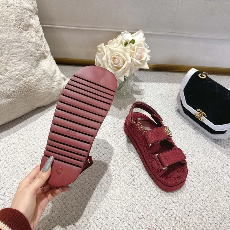 Top match Gucci Sandals