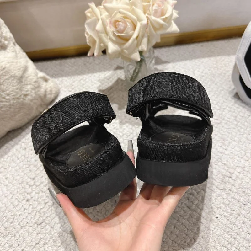 Top mirror Gucci Sandals