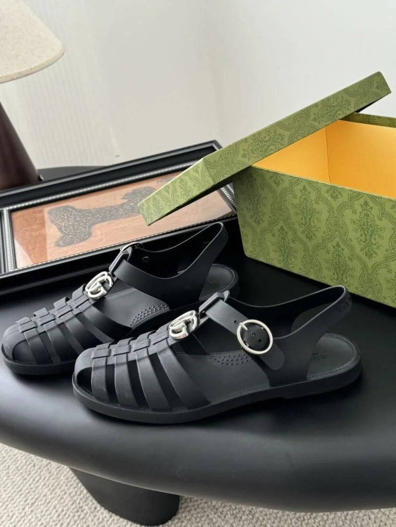 Top mirror Gucci Sandals