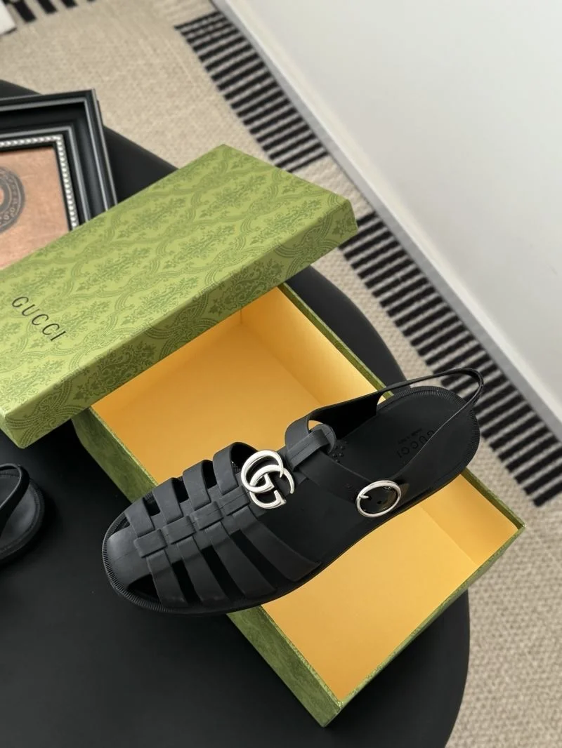 Top mirror Gucci Sandals