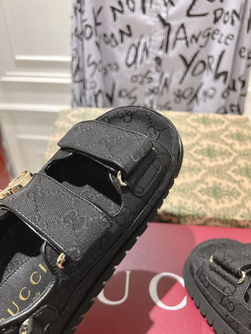 Cut-rate Gucci Sandals