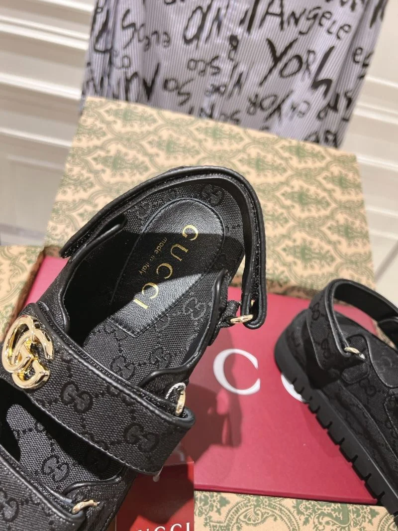 Cut-rate Gucci Sandals