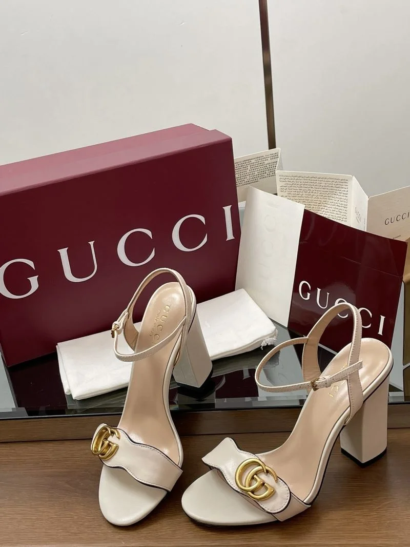 Top match Gucci Sandals