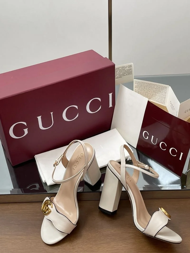 Top match Gucci Sandals