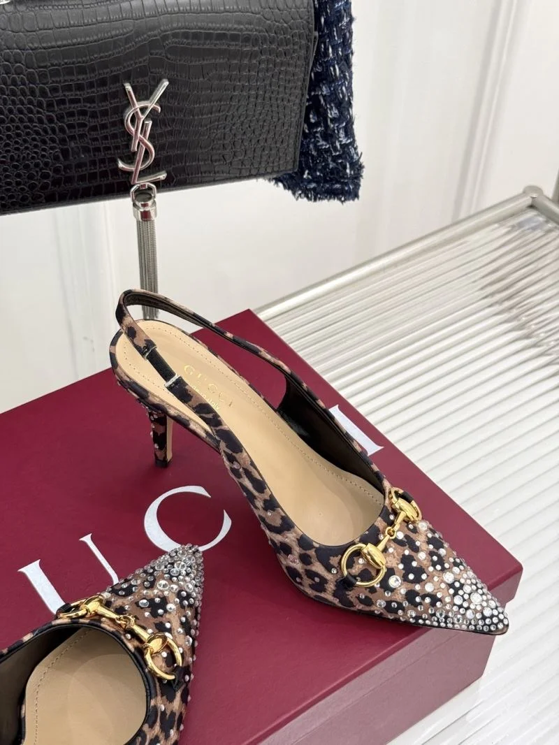 Top match Gucci Sandals