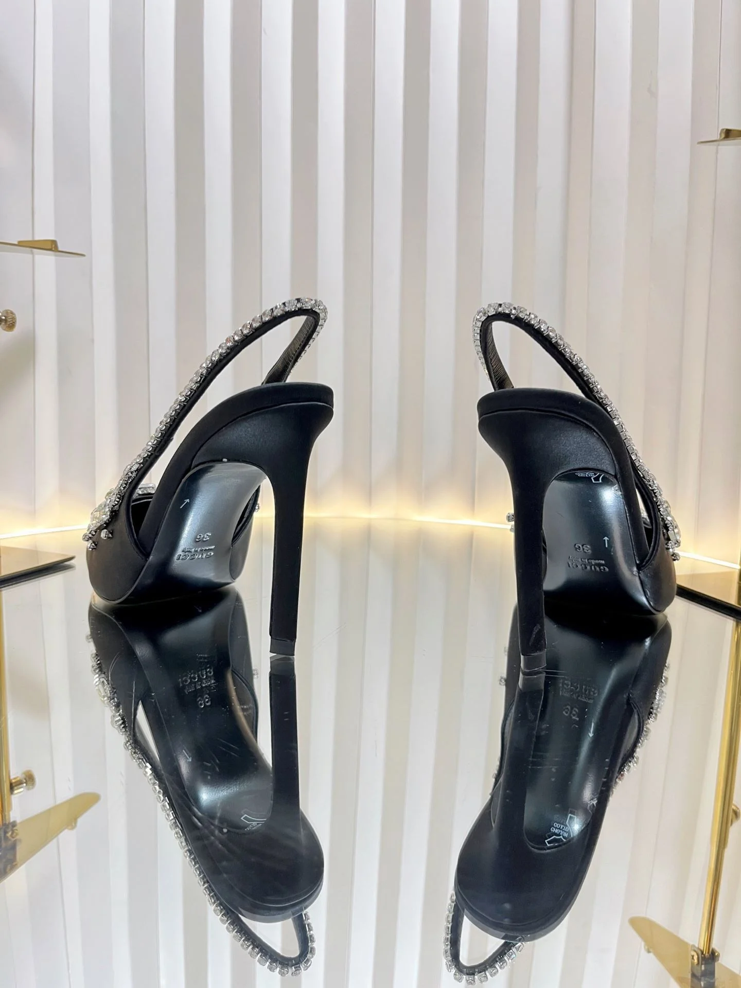 Top match Gucci Sandals