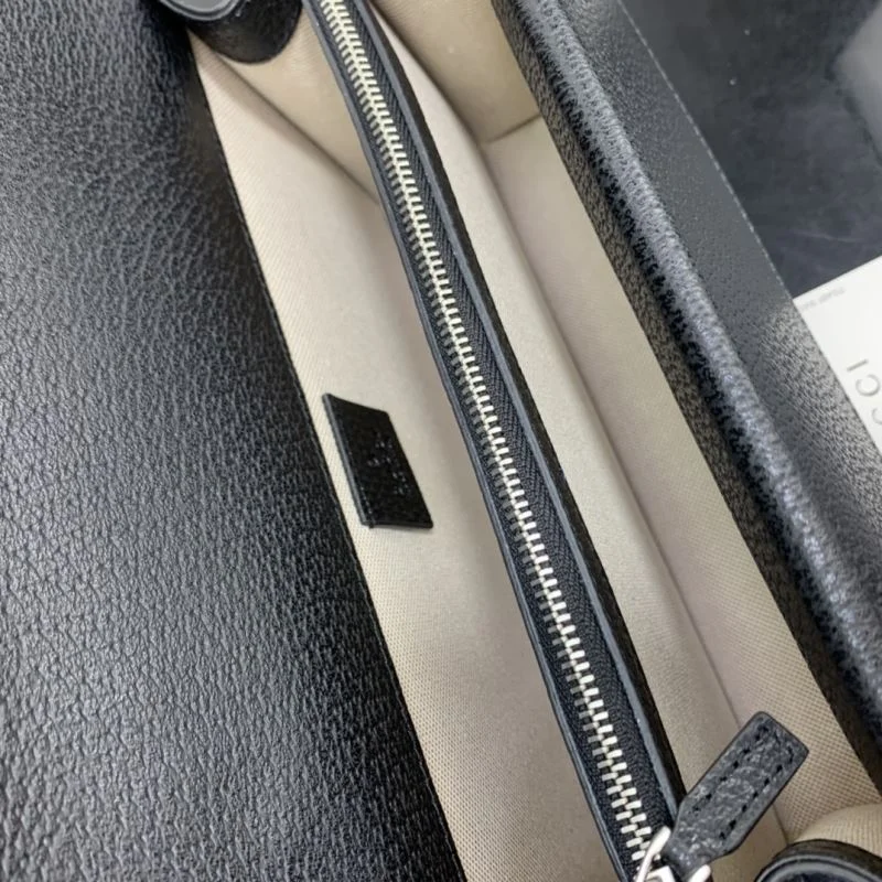 Accurate model Gucci Satchel Bags Others