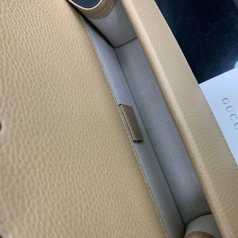 Indistinguishable Gucci Satchel Bags Others