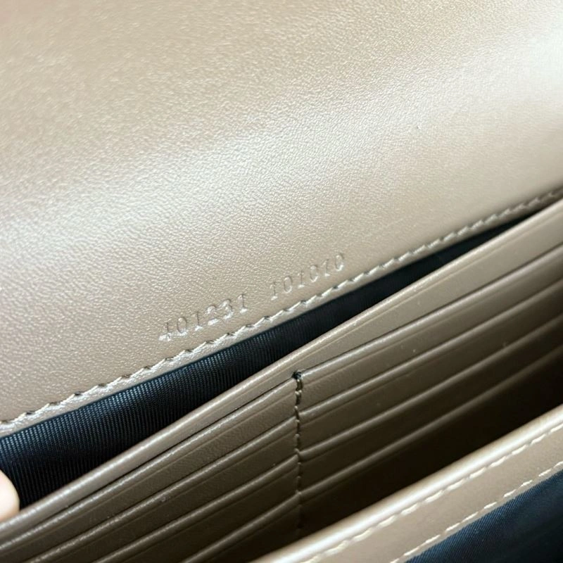 Bargain Gucci Satchel Bags Others