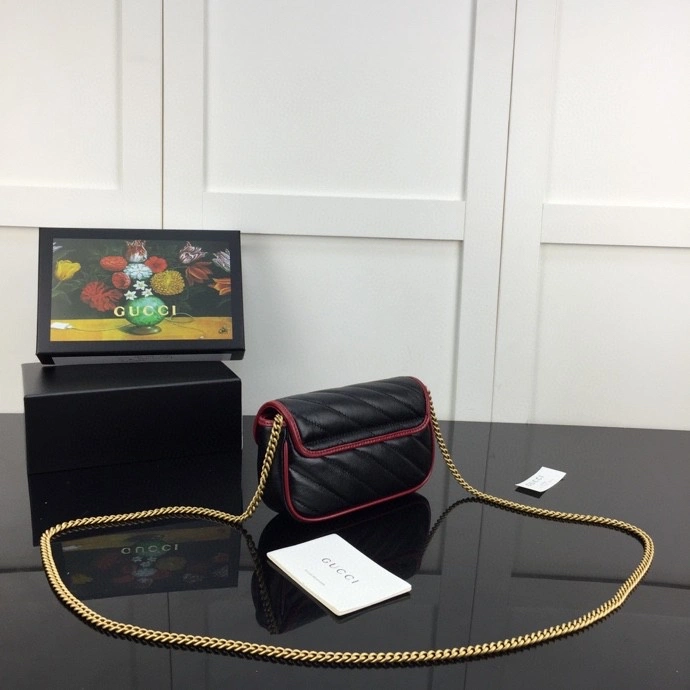Top mirror Gucci Satchel Bags