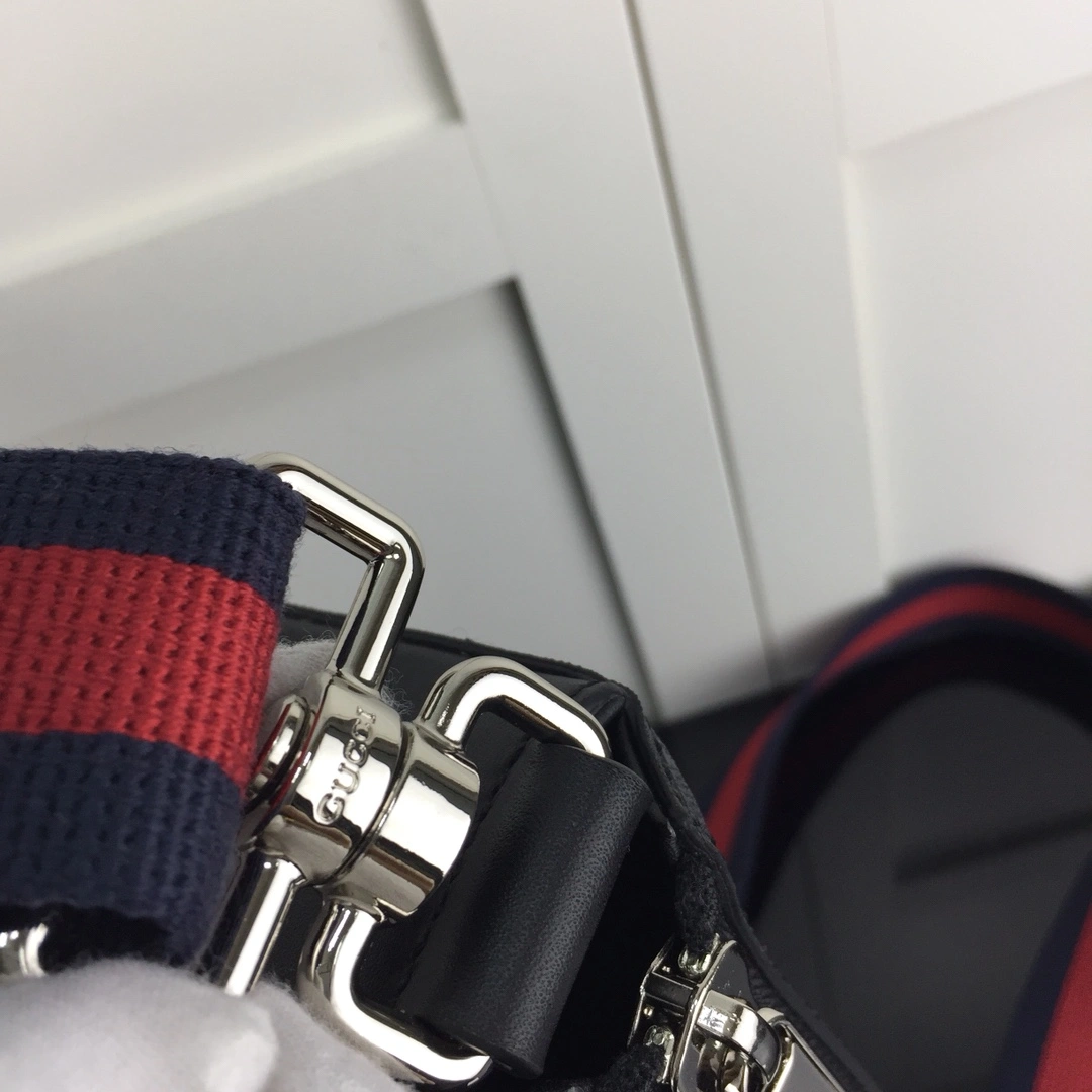 Top match Gucci Satchel Bags