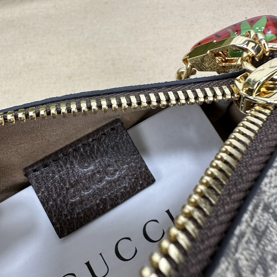 Brand-authenticated Gucci Satchel Bags